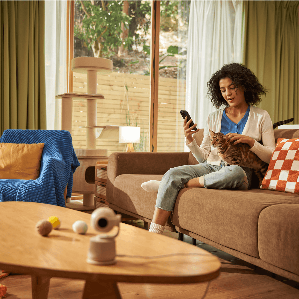 PawTrack Camera - Effortlessly Stay Connected to Your Pet's World